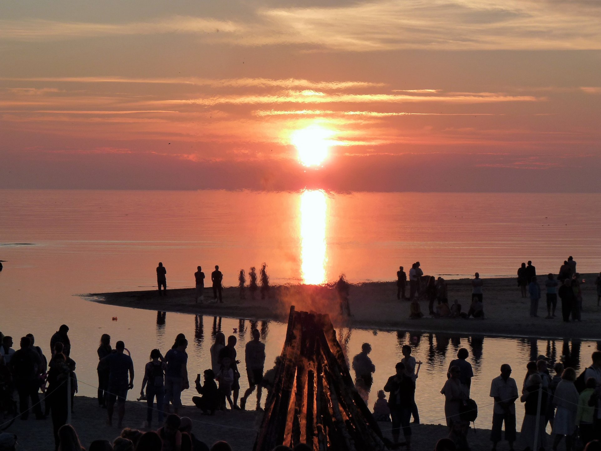 The magical night of Joninės – We love Lithuania